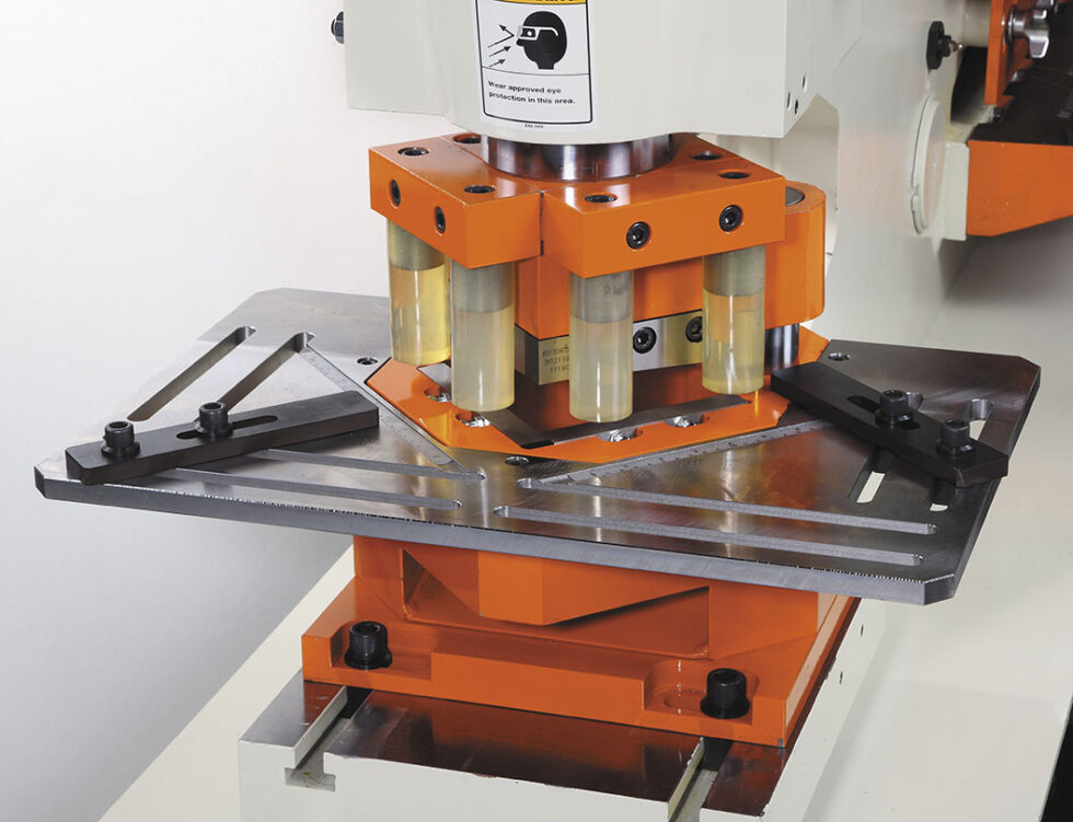 Hydraulic Ironworker Machine Sunrise for Industrial Use